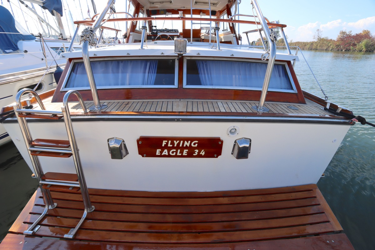 Storebro Adler Royal Cruiser 34 Fly – 1977 zu verkaufen – Yachtmakler ...