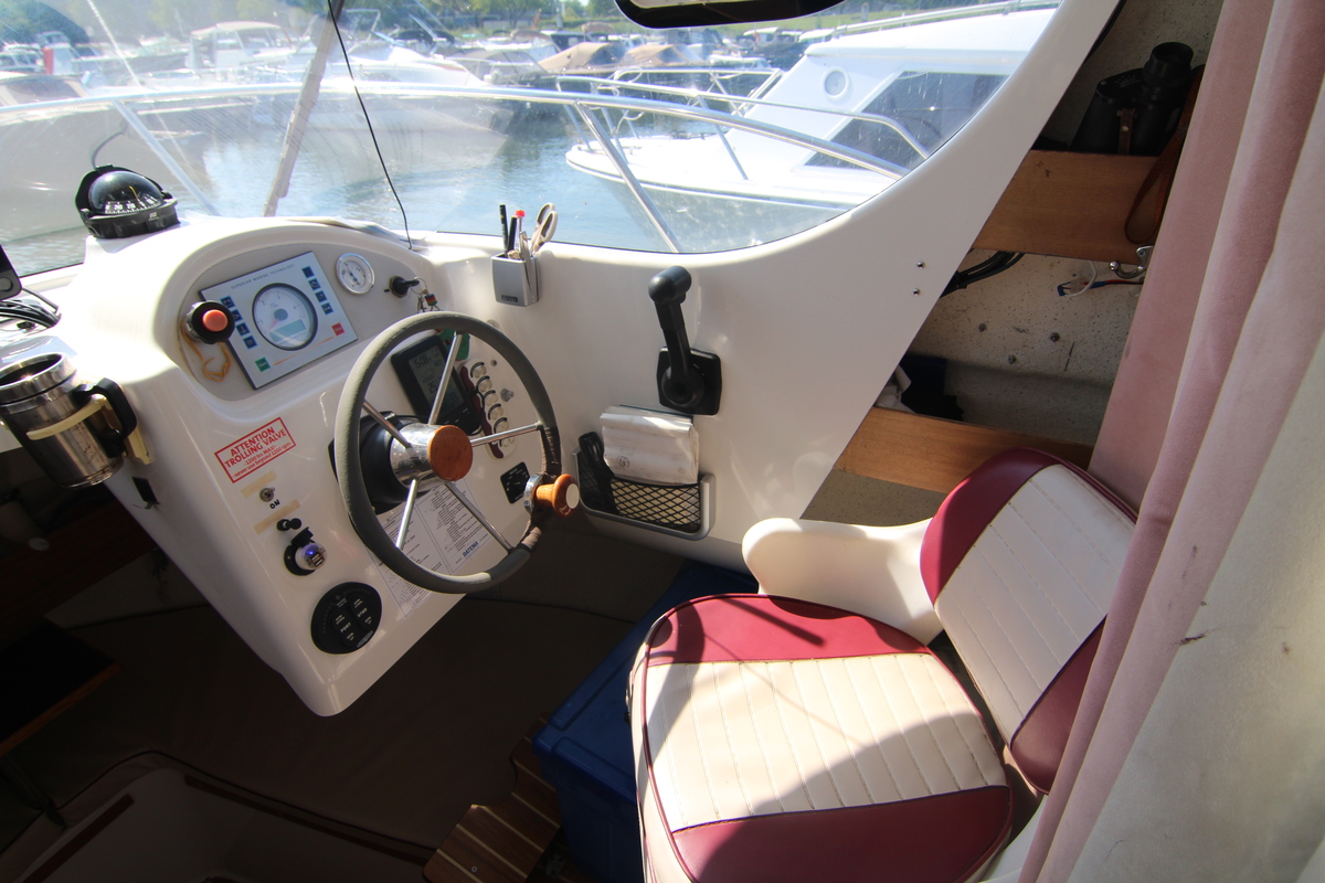 Arvor 210 - 2006 for sale - Schepenkring yacht brokers