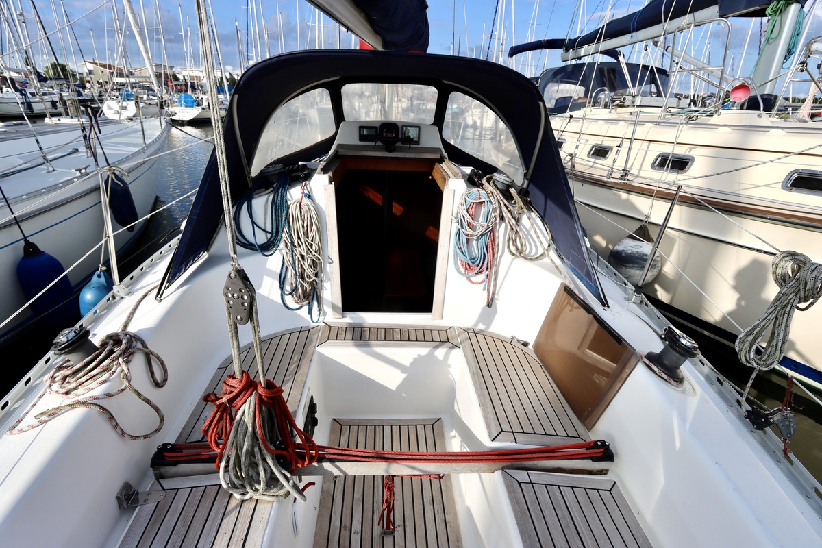 Hanse 301 - 1998 te koop - Schepenkring jachtmakelaars