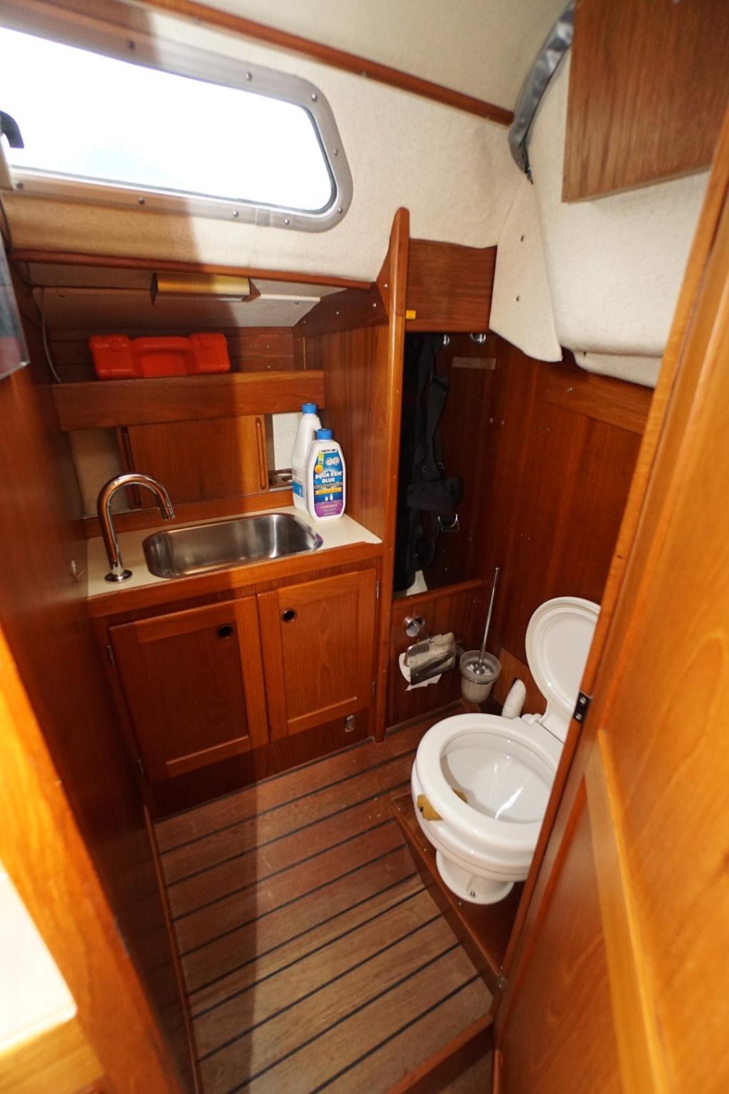 Sirena 38 - White Whale Yachtbrokers