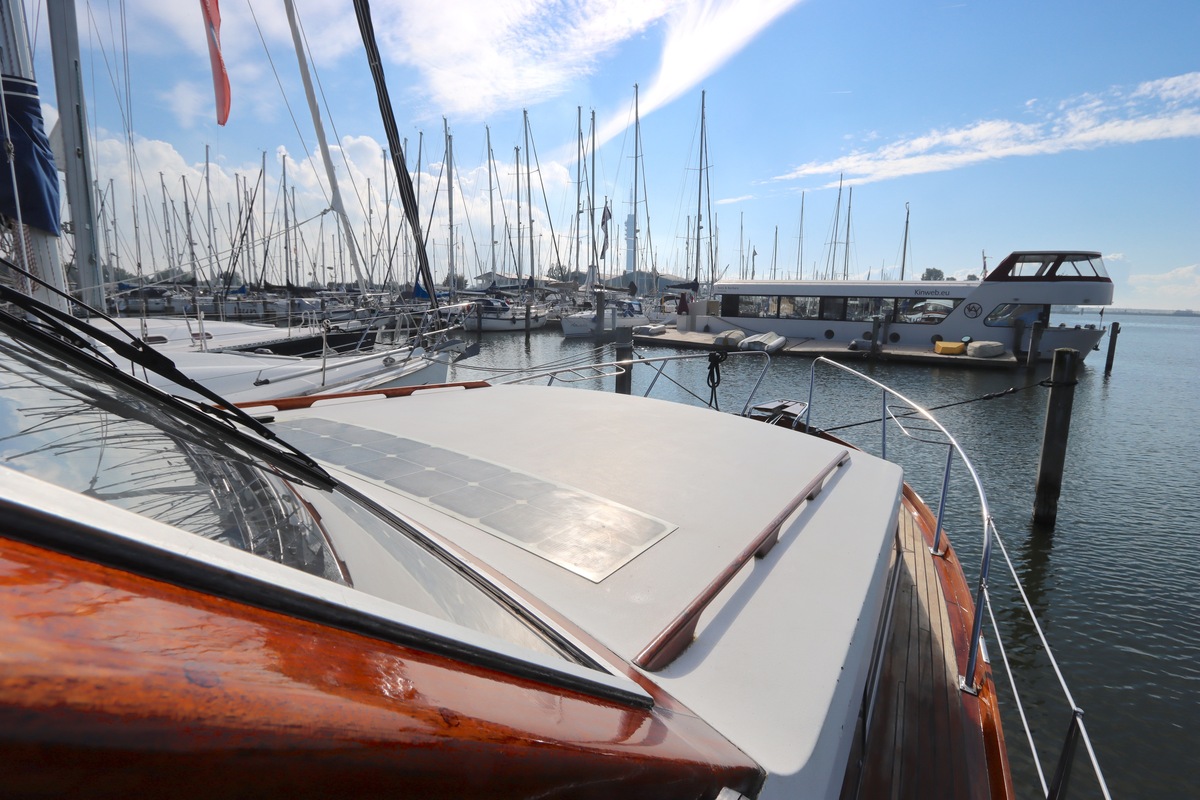 Storebro Adler Royal Cruiser 34 Fly – 1977 zu verkaufen – Yachtmakler ...